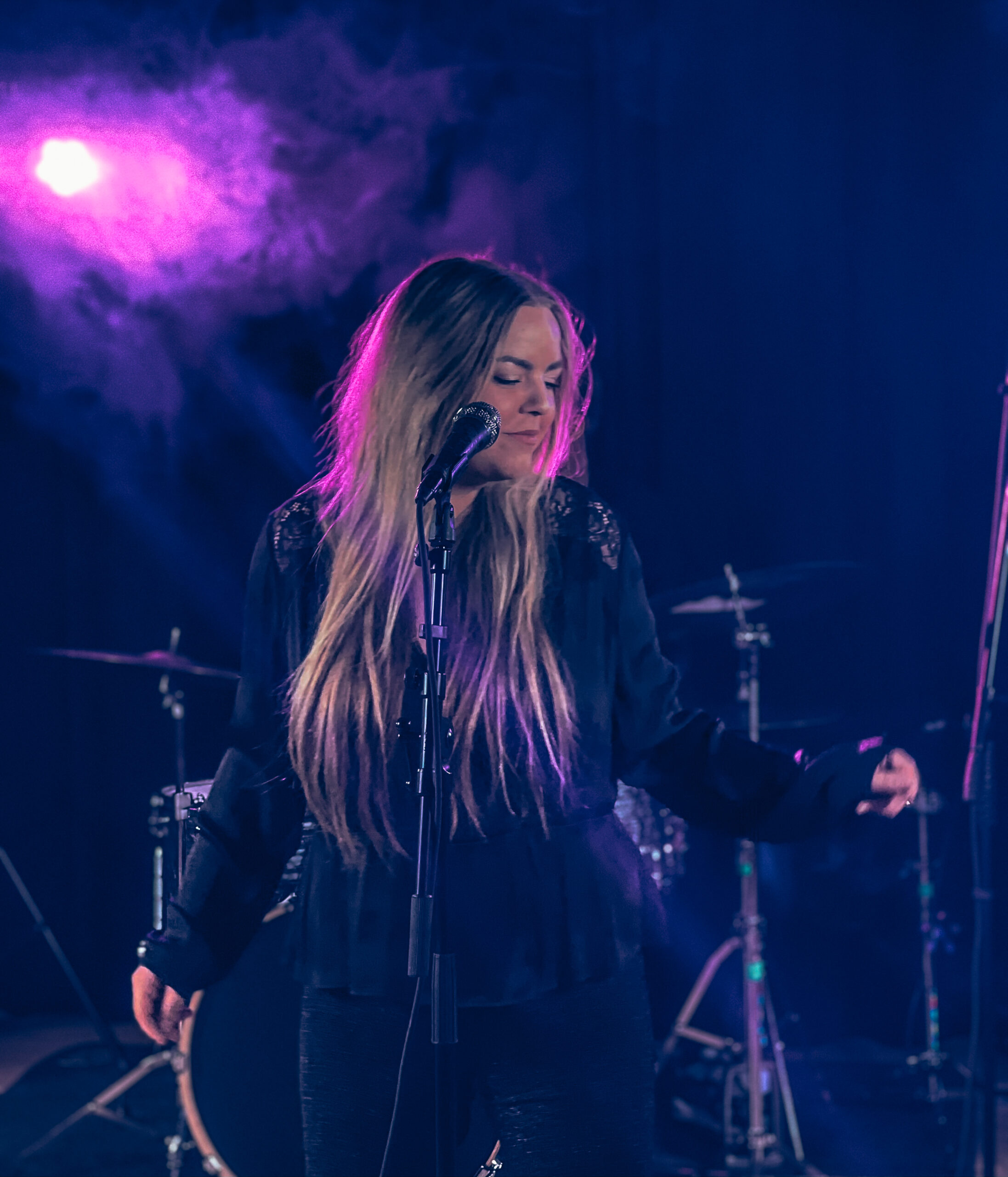 Emma | Book sanger lige her | Kun håndplukkede musiktalenter